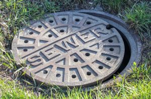 How To Clear A Main Sewer Line Clog | Clover Contracting