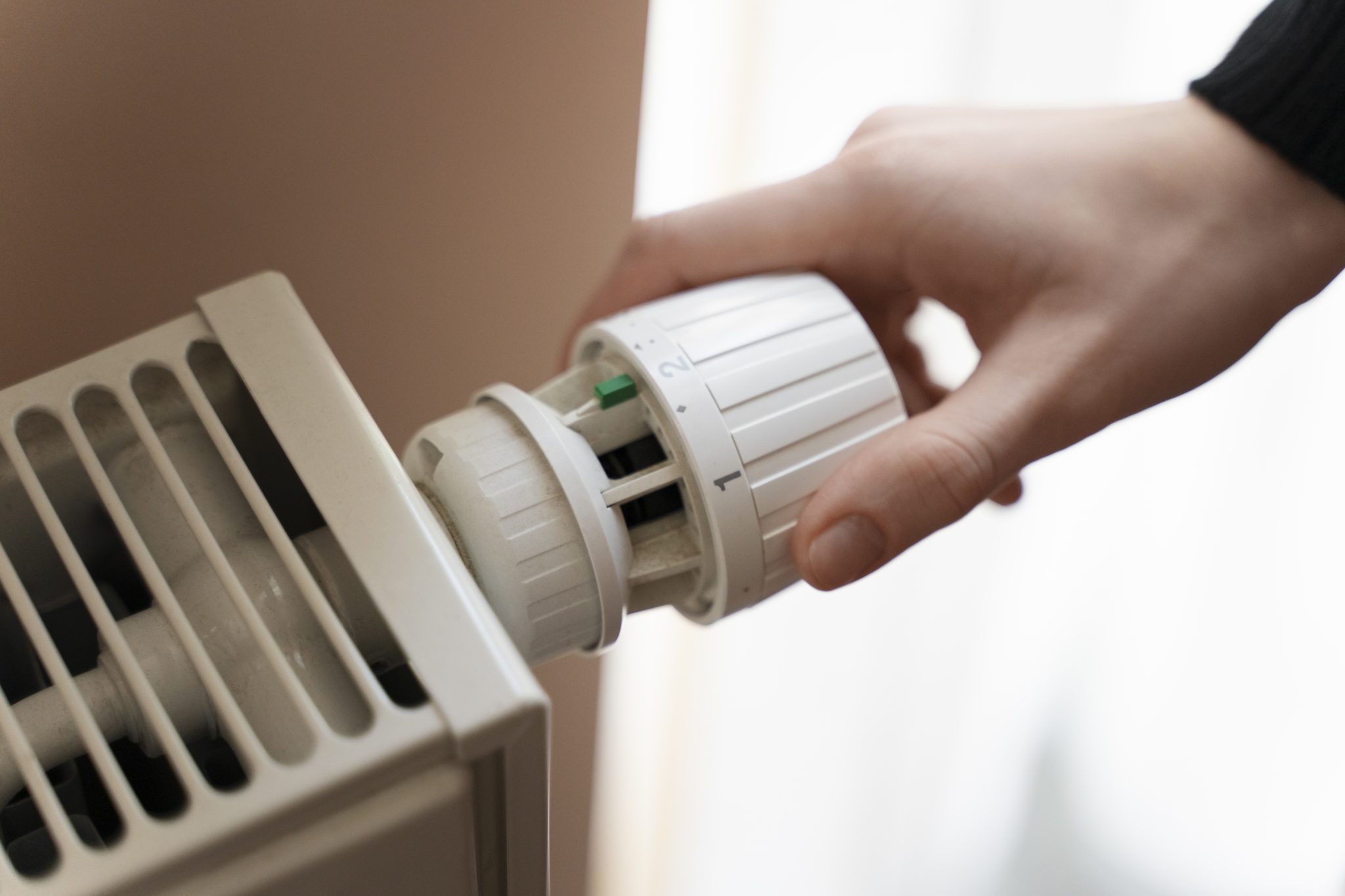 What Are Dual Element Water Heaters? | Clover Contracting